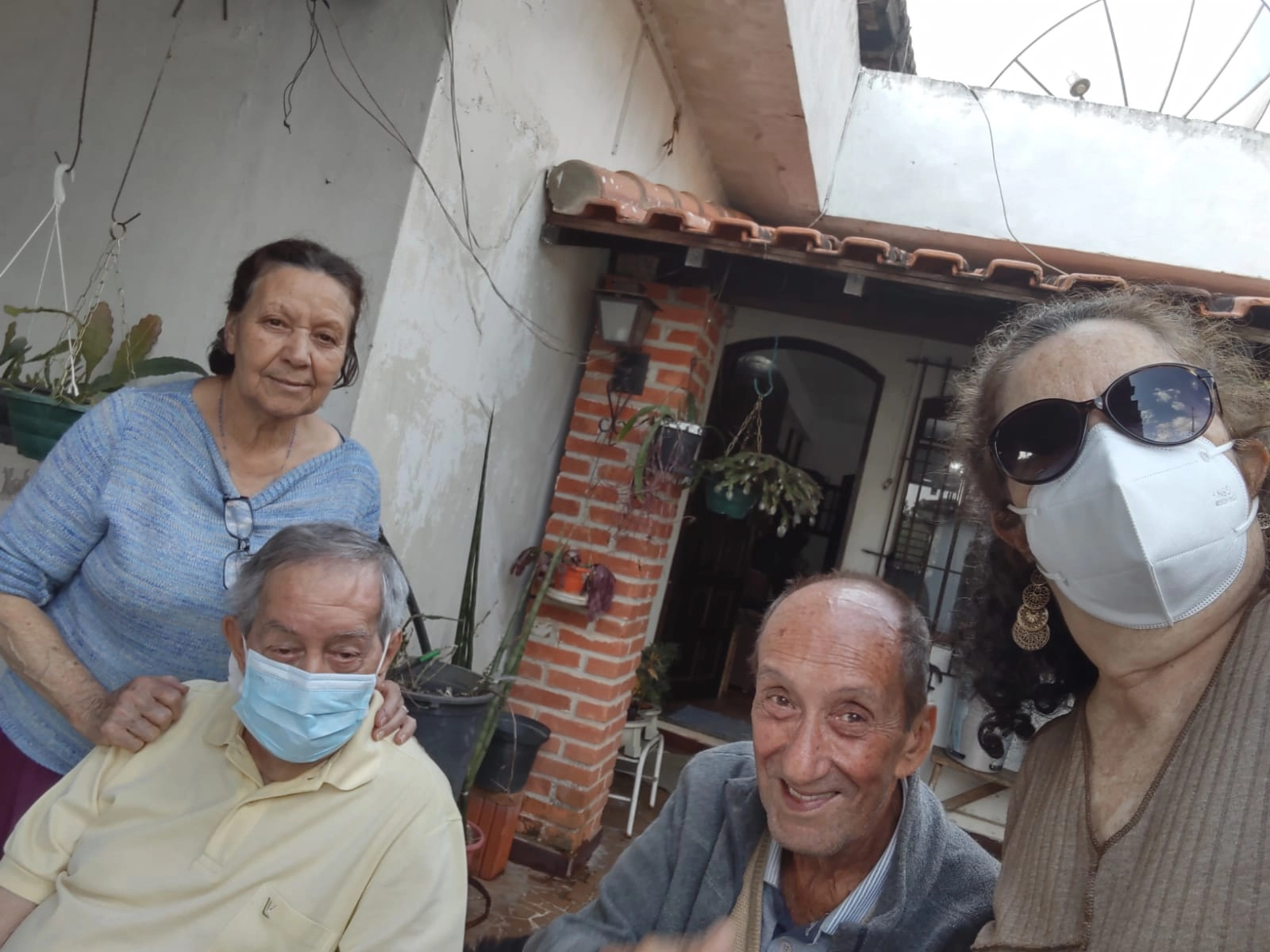Morre Nelson Tatá Alexandre, do 'Show de Rádio' e do 'Perdidos na Noite'